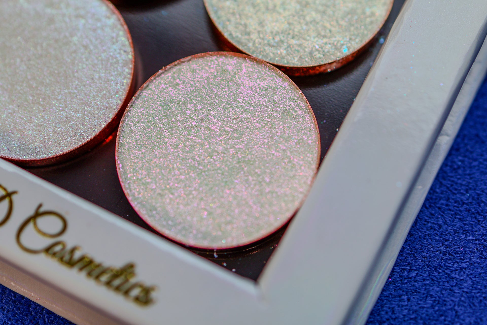 Treasure Chest Pop Up Palette – ShineBySDCosmetics